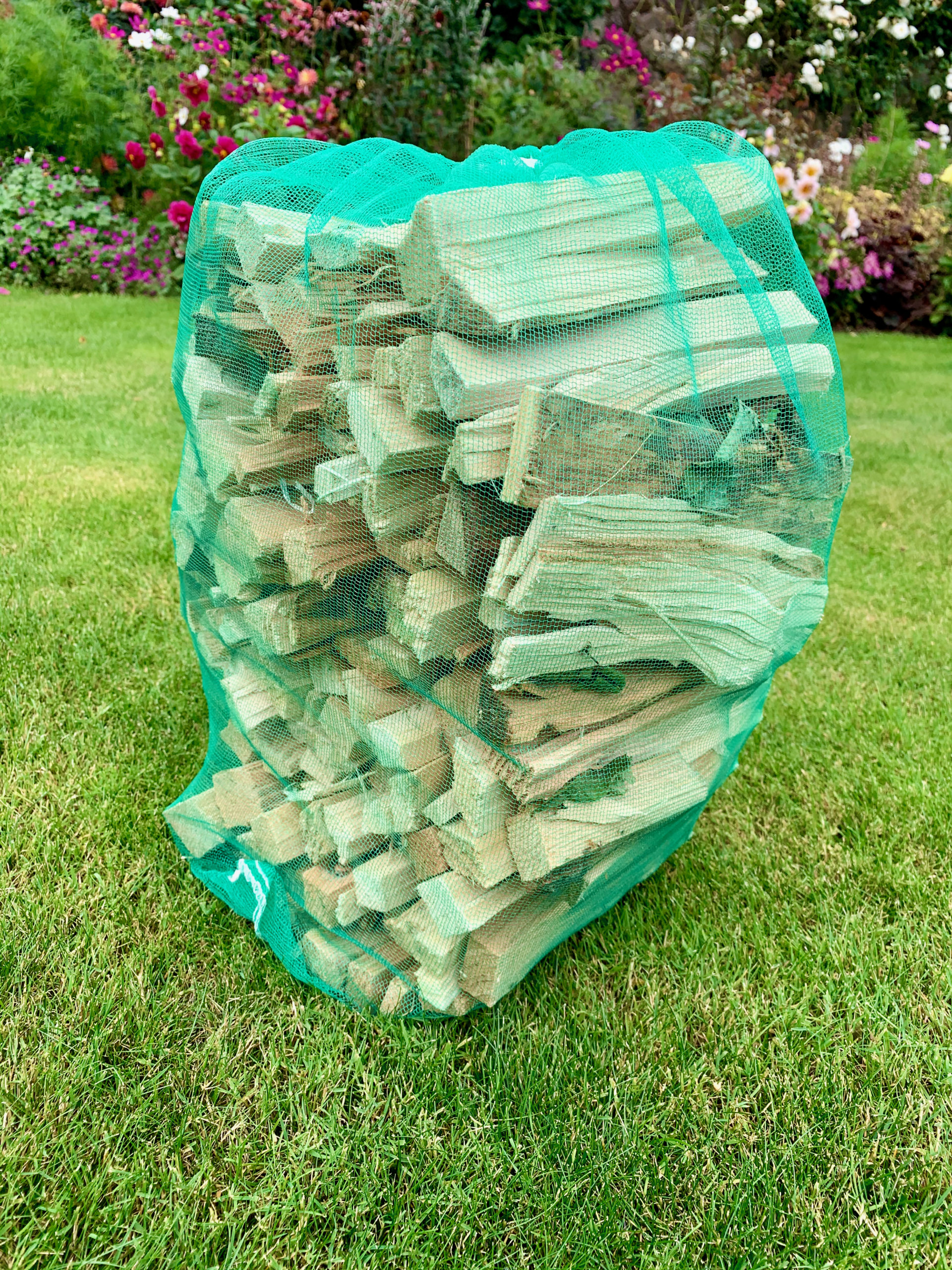 Kiln Dried Kindling Bags – Caledonian Horticulture